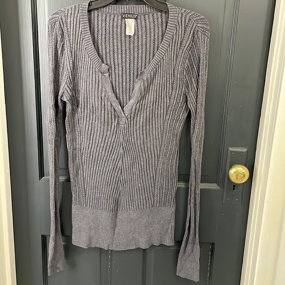 VENUS | Sweaters | Grey Fitted Sweater | Poshmark